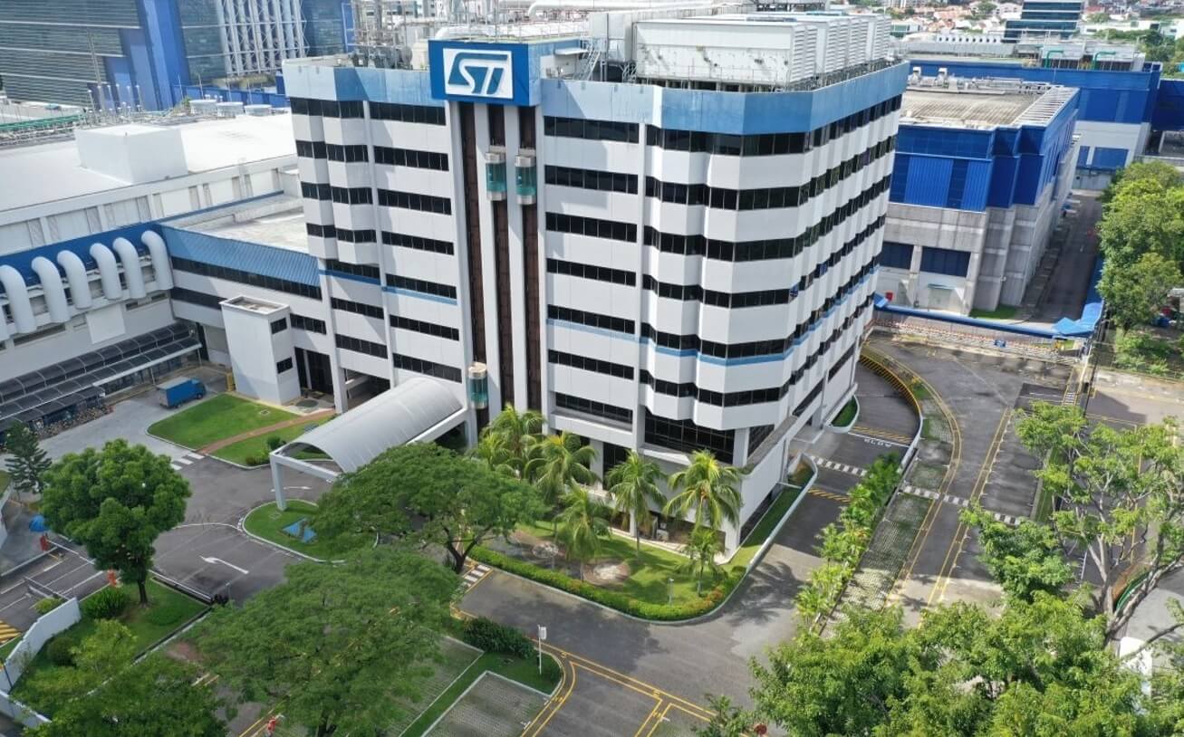 STMicroelectronics Establishes World s First Lab in Fab In Singapore STMicroelectronics Establishes World s First Lab in Fab In Singapore